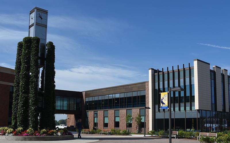 SUNY Genesee Community College - Niche