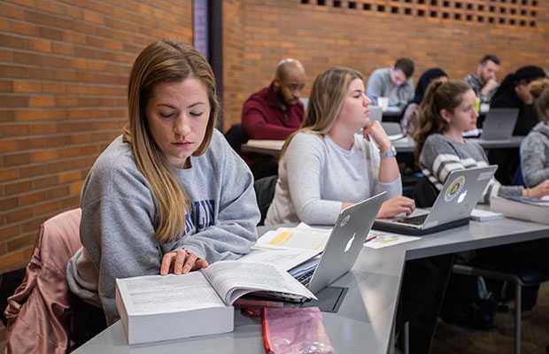 Case Western Reserve University School of Law Graduate Programs - Niche