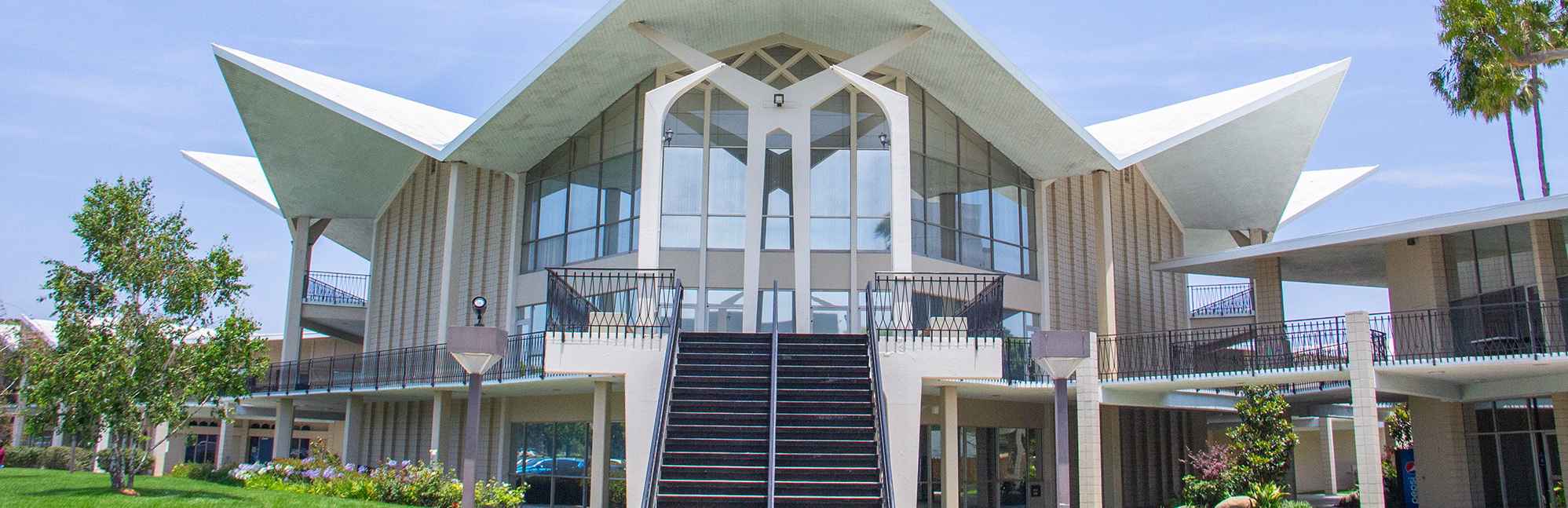 Hope International University - Niche
