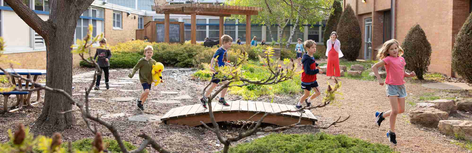 Deephaven Elementary School in Deephaven, MN - Niche