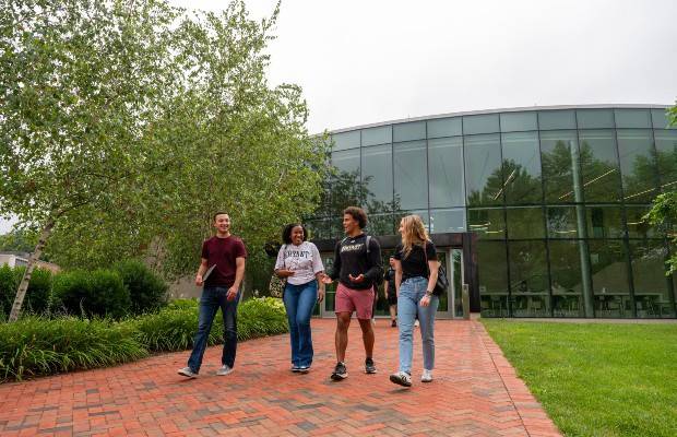 Bryant University - Niche